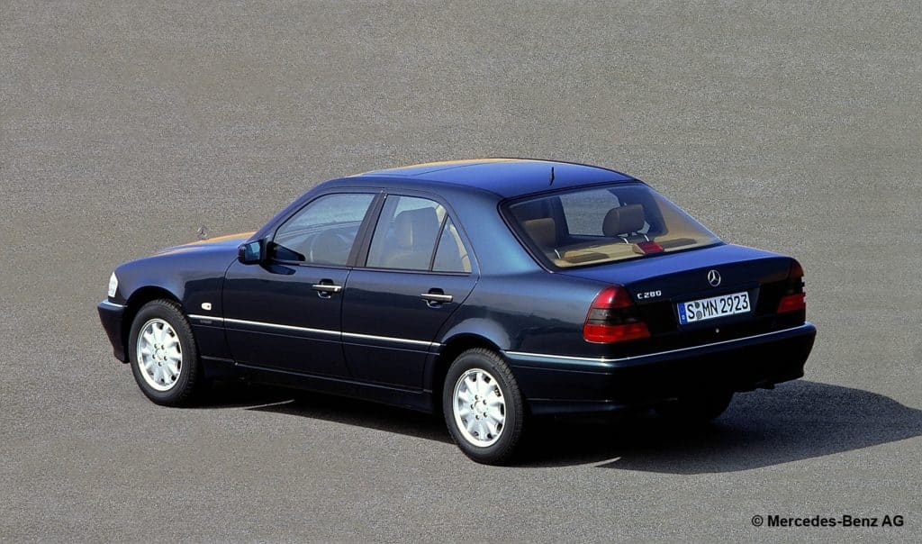 BR202: Ausstattungsline Elegance auf MB-Baureihen.de lesen!